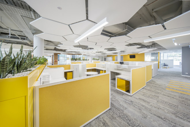 Bleak 1980s building transformed into bright, green office space - FM Media